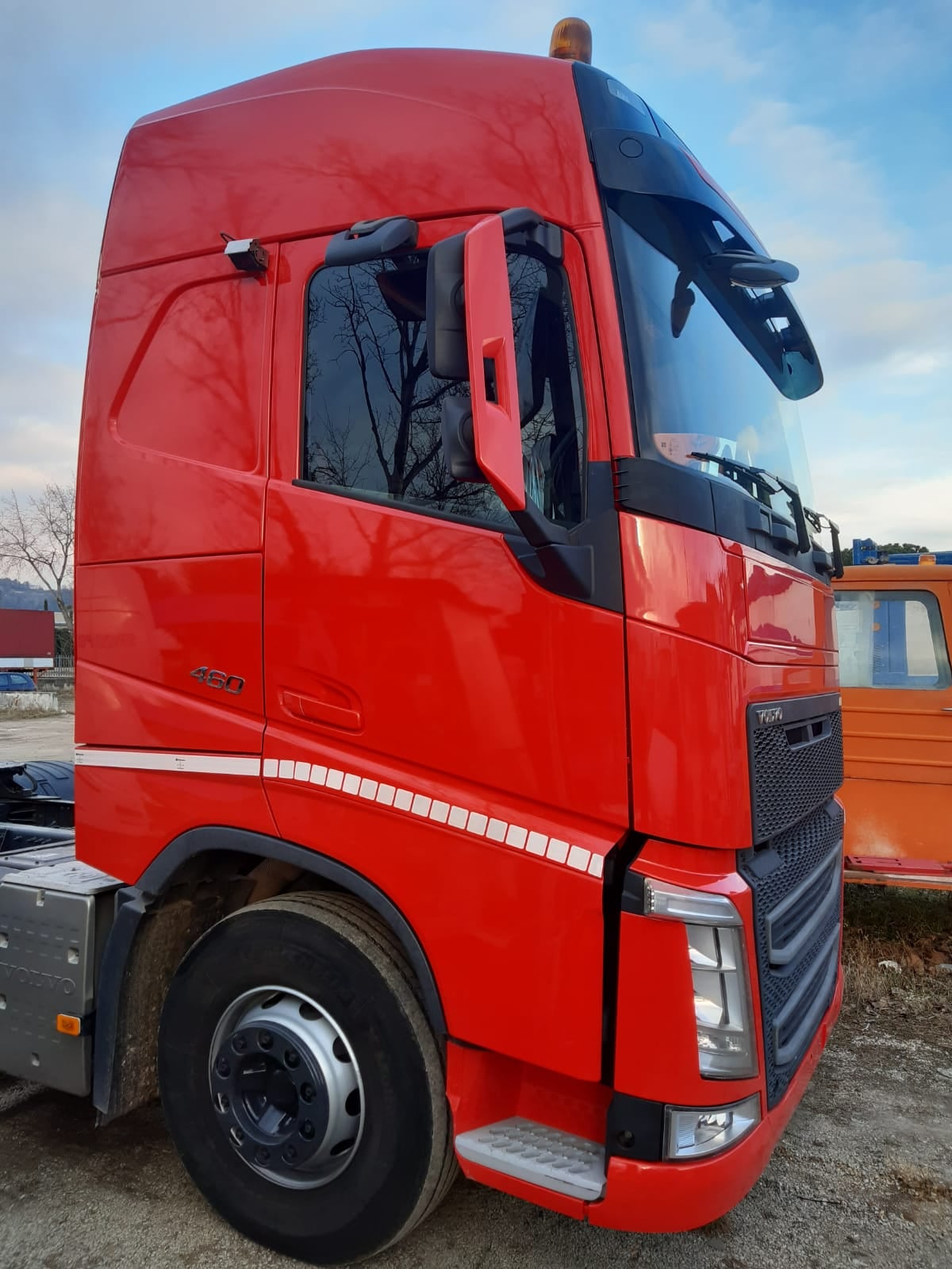 Application of our very bright VIVPUR LX Polyurethane Enamel in RAL ...